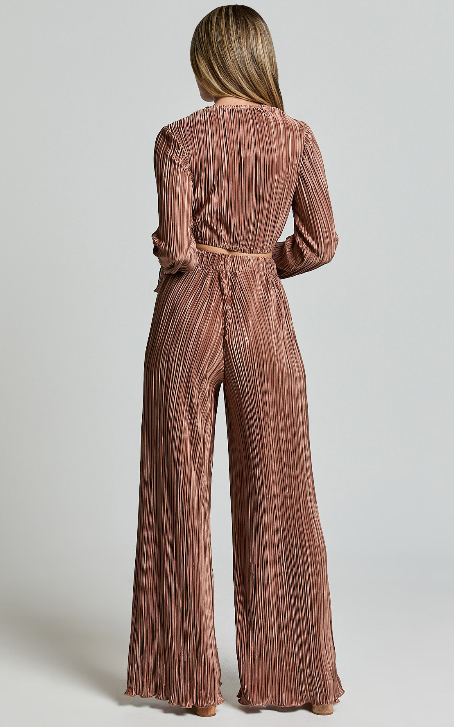 Aluna Two Piece Set Plisse Twist Front Crop Top And Wide Leg Pants
