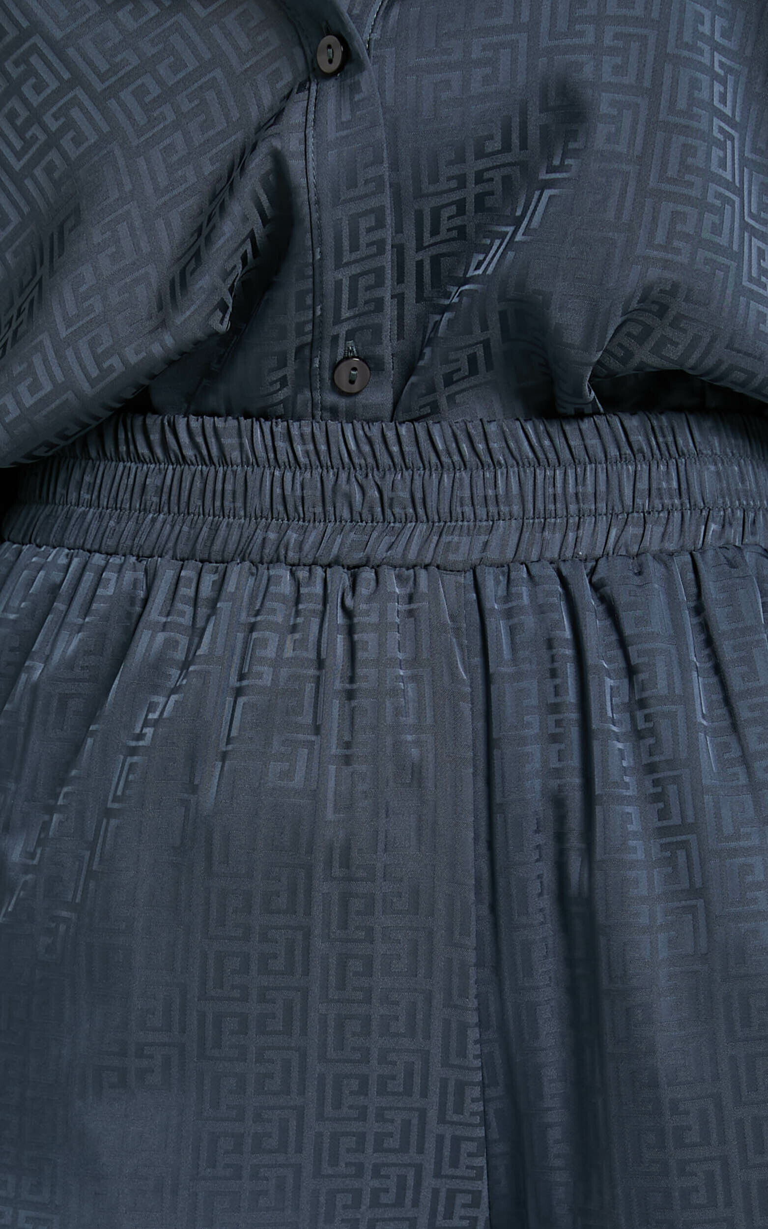 4th And Reckless Mimi Satin Trouser In Blue Geo Showpo