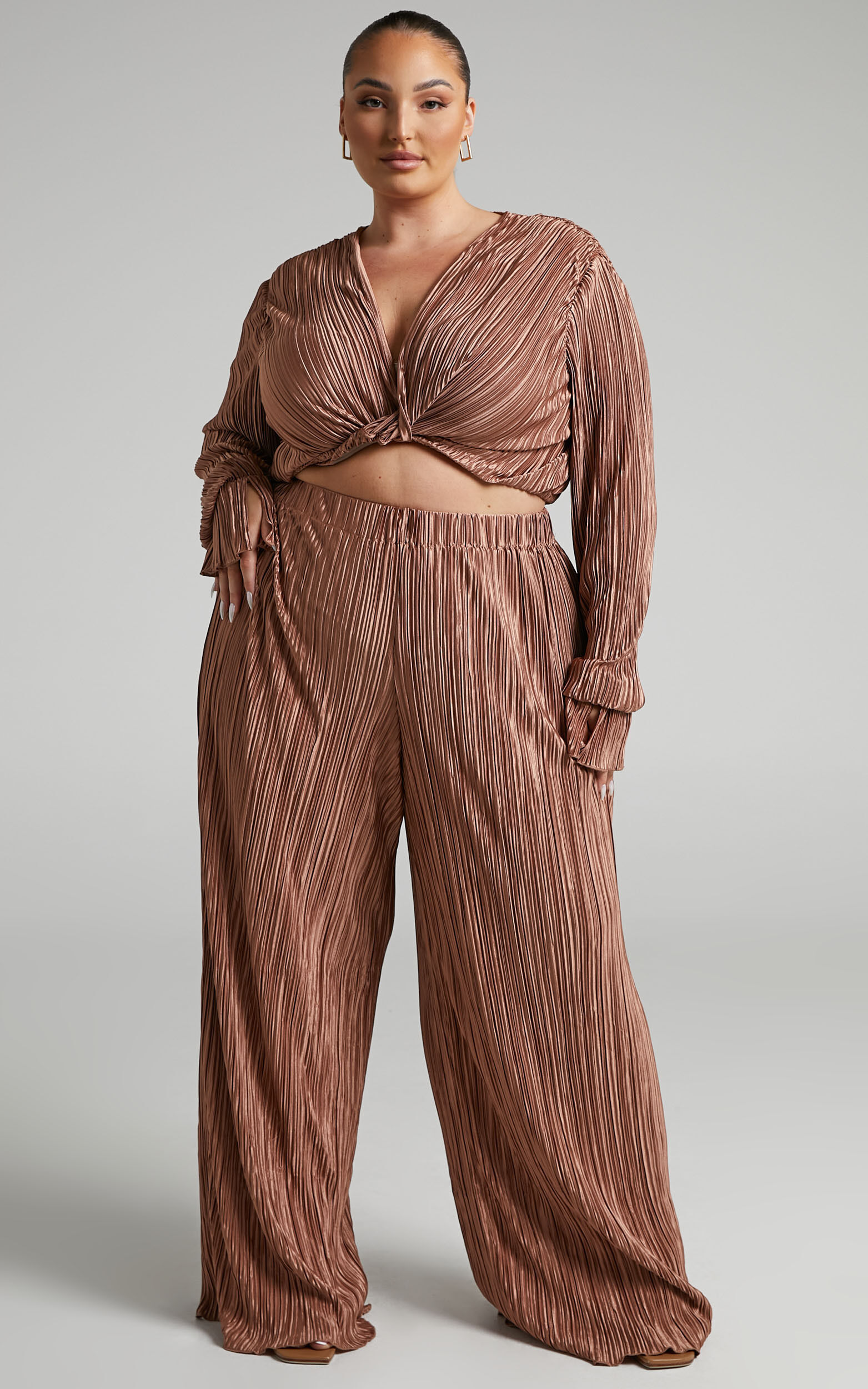 Aluna Two Piece Set Plisse Twist Front Crop Top And Wide Leg Pants