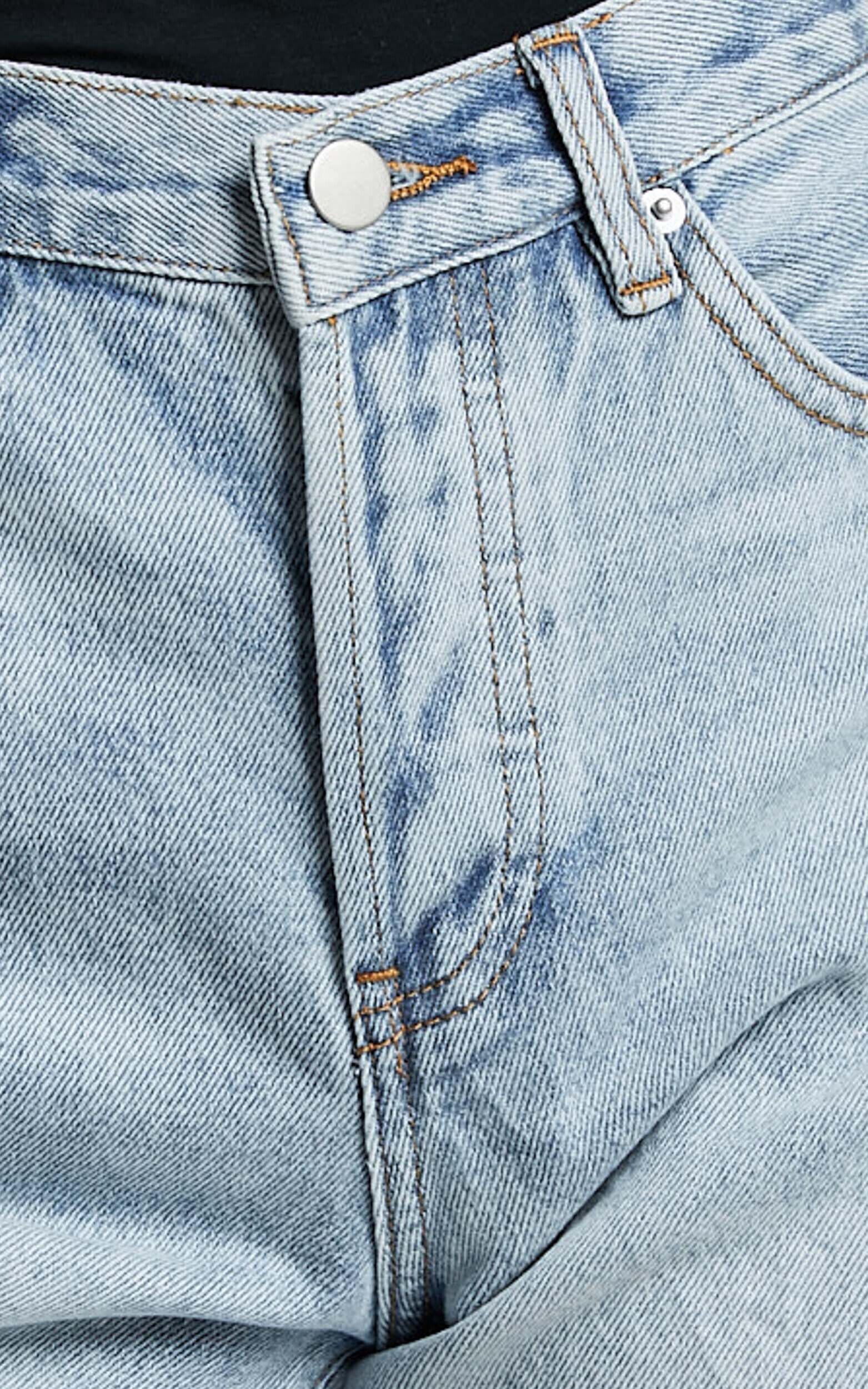 Challyn Shorts Button Fly Mid Waisted Frayed Edge Denim Shorts In Light Blue Wash Showpo Usa