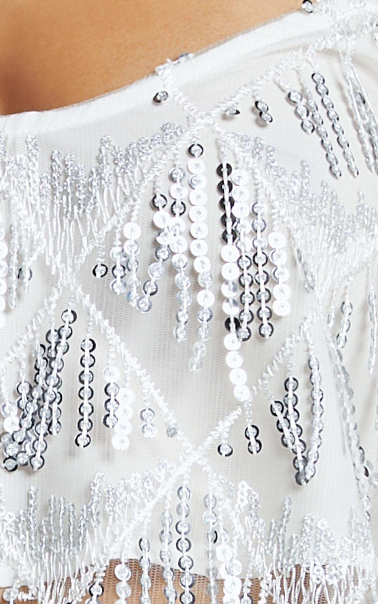 Khrizza Top Sequin Diamond Mesh Cropped Cami Top In Whitesilver